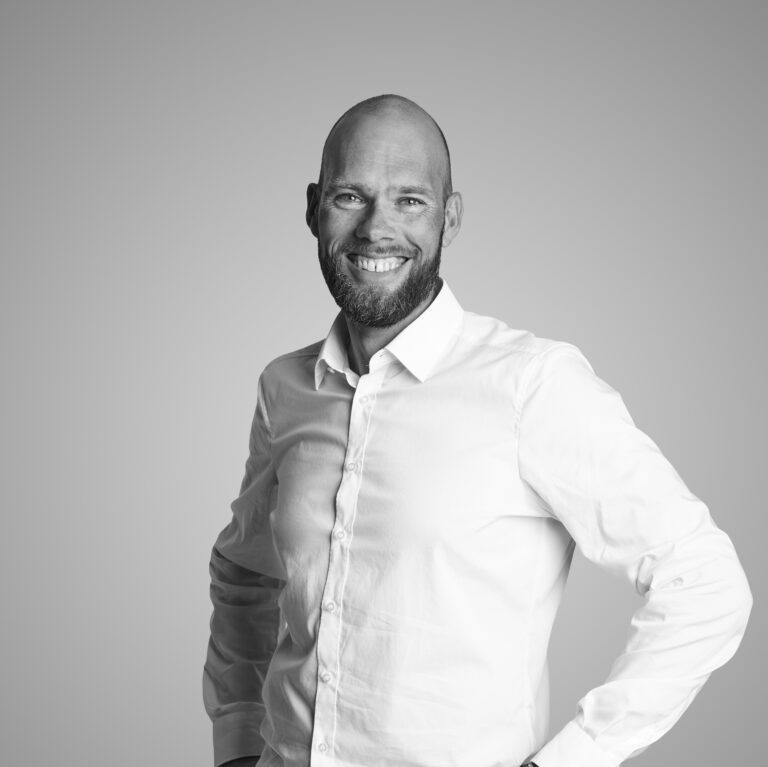 Dr. rer. nat. Matthias T. Buhmann - MDC Buhmann